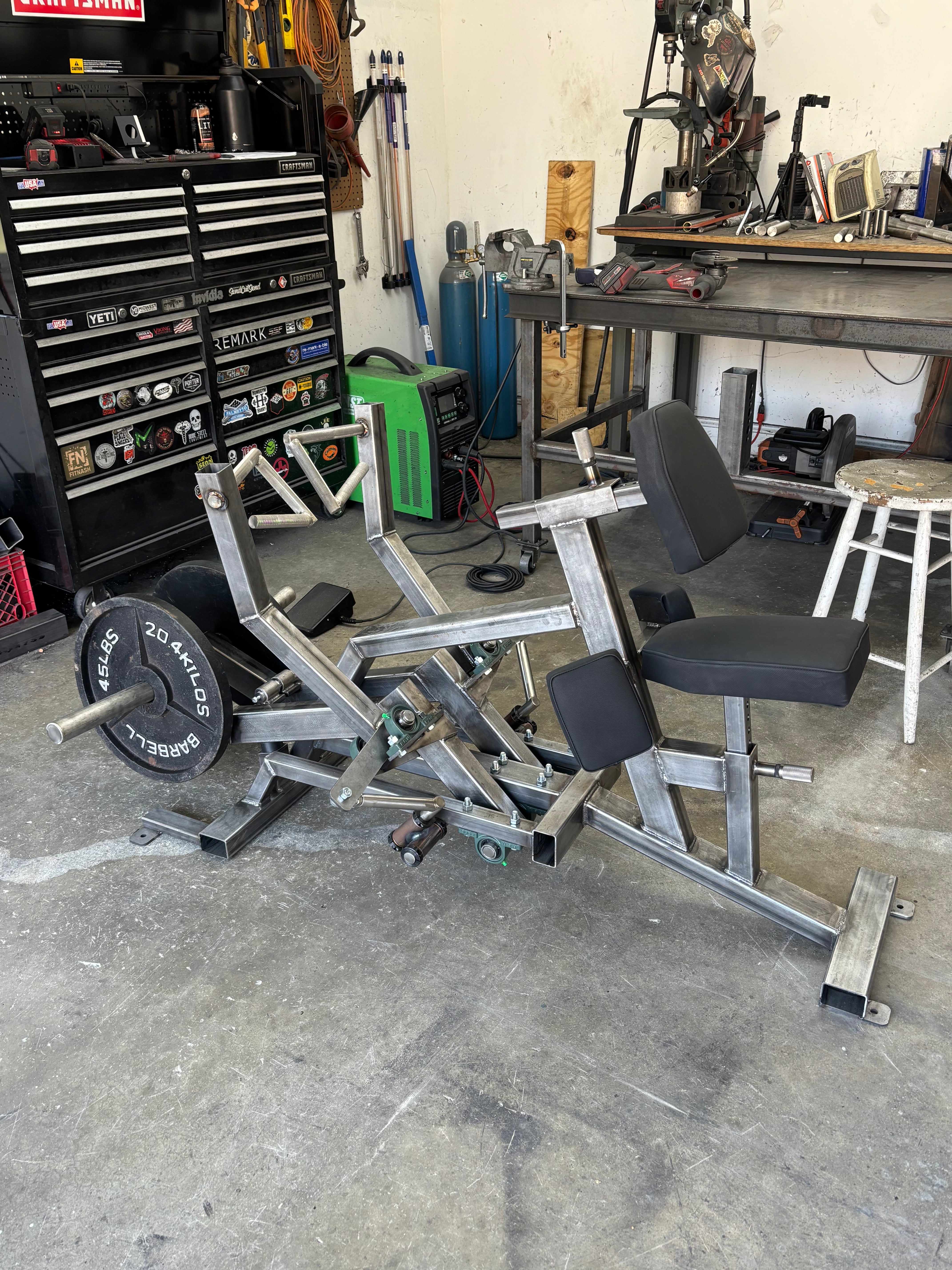 Iso Biangular Row – WM Fabrication